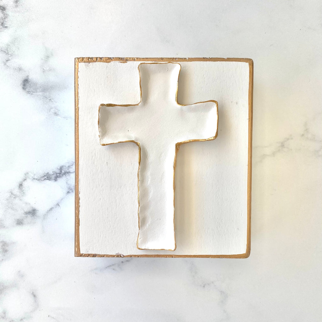 Clay Cross Art | White – Fig